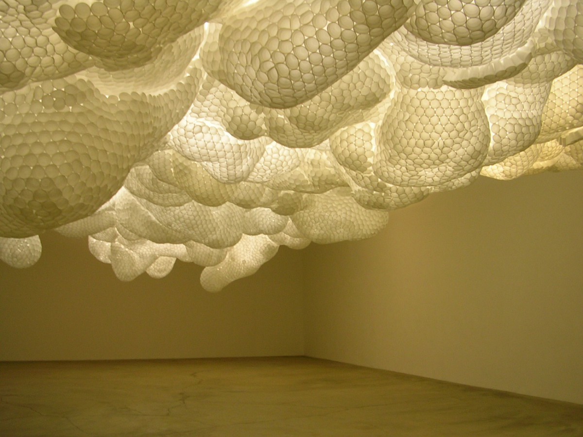 TARA DONOVAN – highlike