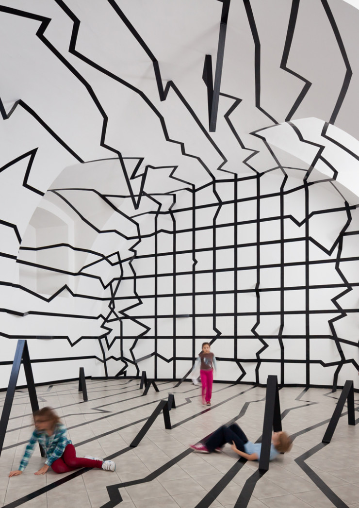 Esther Stocker | highlike